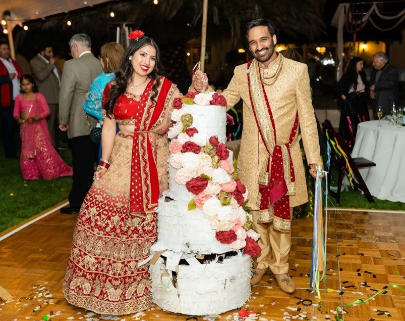 Weddings – Amazing Pinatas